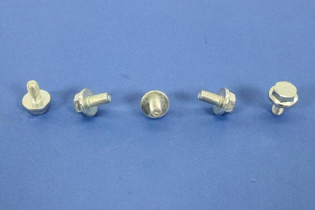 EXHAUST GAS RECIRCULATION (EGR) Cooler Bolt-Bolt Mopar 06509984AA EUR ...