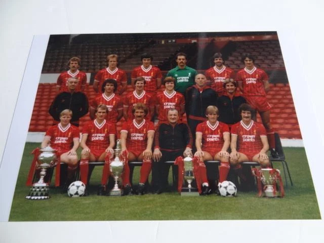 LIVERPOOL FC 1982-83 Squadra Bob Paisley Joe Fagan Ronnie Moran Kenny ...