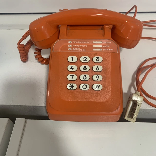 ANCIEN TÉLÉPHONE FIXE à touches SOCOTEL S63 orange combiné design années 70 ptt EUR 36,00 ...