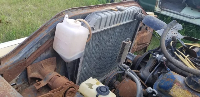 RADIATOR FE 1967-79 Ford Truck F100 F250 F350 1968 1969 67 68 69 70 71 ...