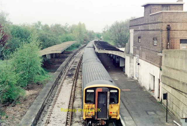 RAILWAY PHOTO -CLASS 455/7 EMU Chessington South station 1985 c1985 £2. ...