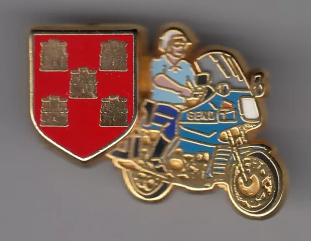 Rare Pins Pins Gendarmerie Moto Bmw Bmo Blason Arm Poitou Charentes