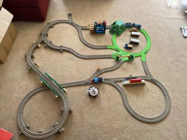 THOMAS TRACKMASTER DELUXE sodor adventure Set £35.00 - PicClick UK