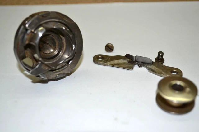 VINTAGE SINGER SEWING Machine Bobbin Mechanism Simanco 45278 201K 1953 ...