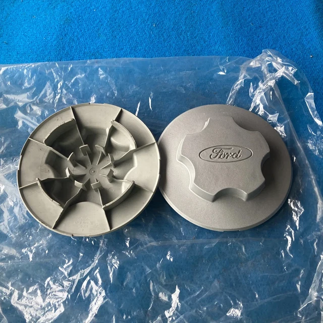 FORD FIESTA MK1 Mk2 Sierra New Genuine Ford Wheel Centre Trim 82Fb 1000 ...