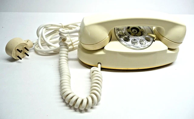 VINTAGE STROMBERG CARLSON Cream Color Rotary Dial Princess Phone ...