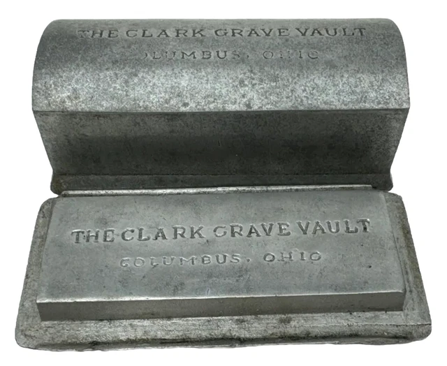 ANTIQUE VTG THE Clark Grave Vault Salesman Sample Metal Coffin Columbus ...