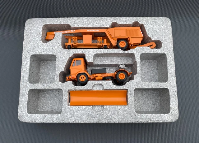 CONRAD SCHORLING P17 Mercedes Snow Plough Set 1:50 Scale £79.99 ...