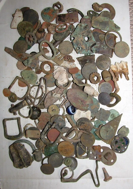 METAL DETECTING FINDS plus coins - mix Coins/ Artefacts / Buttons from ...