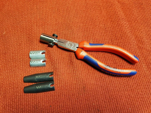 ORIGINAL VW AUDI VAG VAS T40172C Spezialwerkzeug Zange Spreiznieten R8 ...