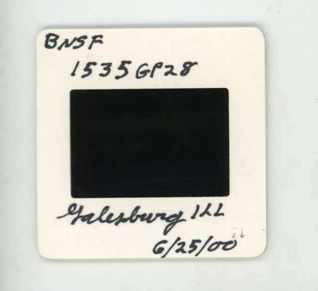 ORIGINAL TRAIN SLIDE Burlington Northern GP-28 #1535 06/2000 Galesburg ...