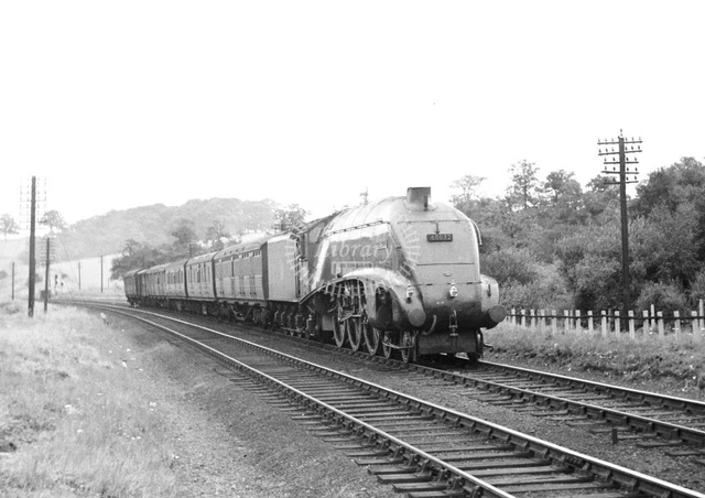 PHOTO BR BRITISH Railways Steam Locomotive Class A4 60032 at Ganwick in ...