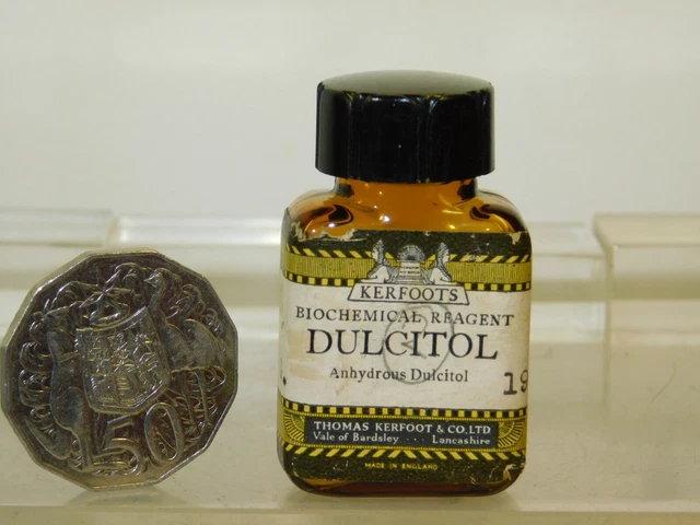 ANTIQUE BOTTLE CHEMIST RARE DULCITOL BIOCHEMICAL REAGENT 1/ 2 OZ BOTTLE ...