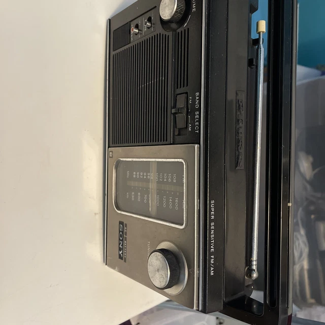 VINTAGE SONY PORTABLE Radio Model Icf-7270W Am/Fm 2 Band Radio Works (4 ... VINTAGE SONY PORTABLE Radio Model Icf-7270W Am/Fm 2 Band Radio Works (4 ...