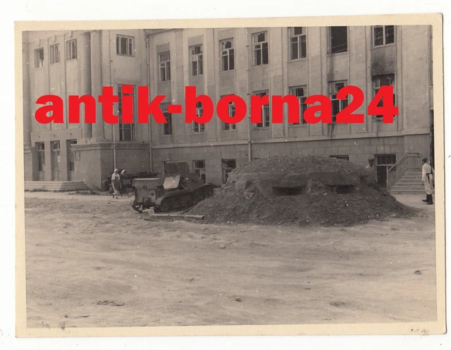 FOTO WH SOLDAT Beute Panzer Tank T-20 vor Bunker shelter Polen Rußland ...
