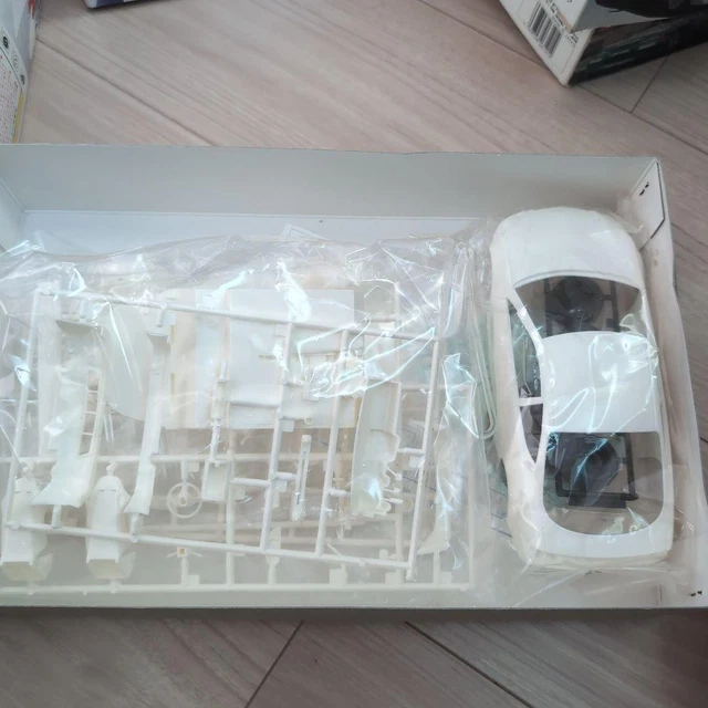 SPOON SPORTS HONDA LA DC5 Model Kit 124 Scale Car with Decals Neu EUR ...