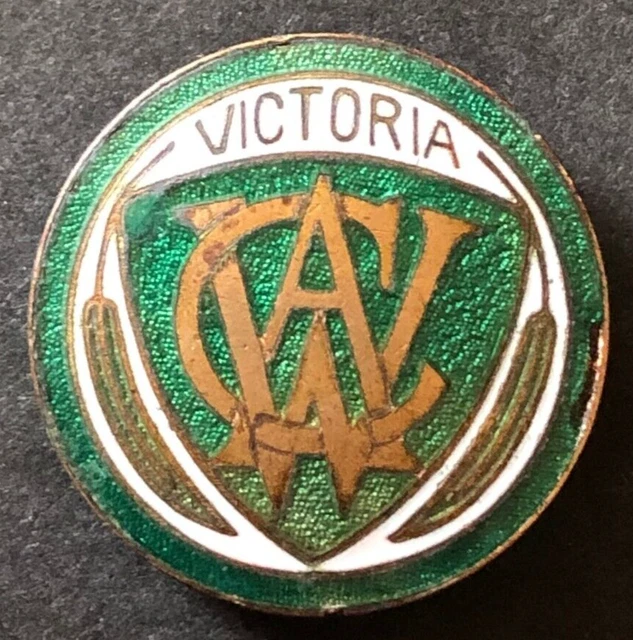 VINTAGE VICTORIA COUNTRY Womens Association CWA Badge Swann & Hudson ...