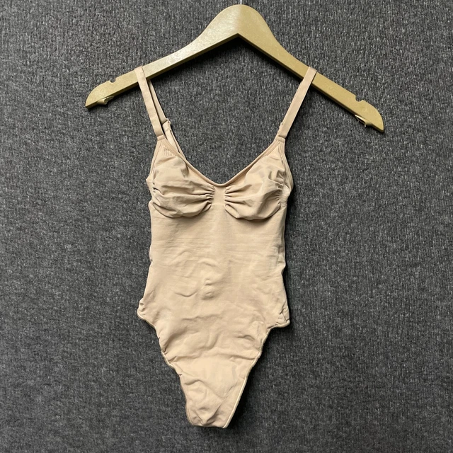 SKIMS EVERYDAY SCULPT Bodysuit Thong in Clay Style#:SH-BDY-2153 Size ...