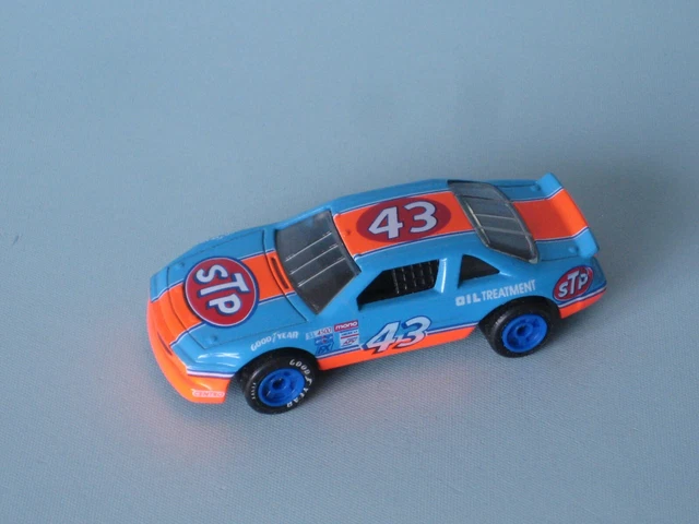MATCHBOX NASCAR PONTIAC Petty 43 STP Racing Car Toy Model 70mm Nice ...