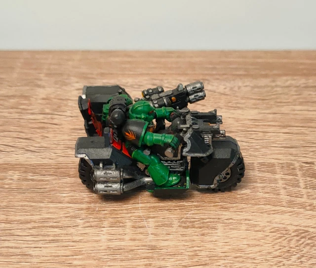 SALAMANDERS SPACE MARINE Attack Bike / Warhammer 40k / Well Painted EUR ...