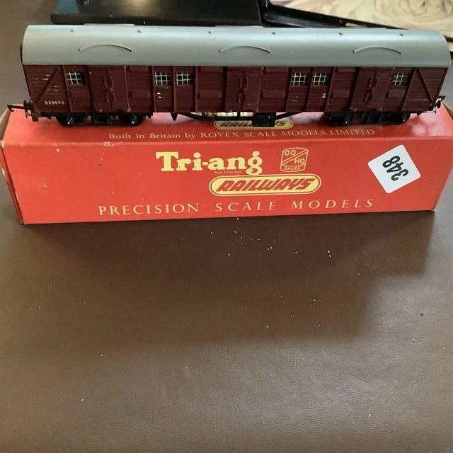TRIANG RAILWAYS R227 Br Maroon Bogie Utility Van Good Condition £5.45 ...