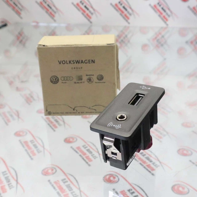 PRISE USB + Aux Vw-Audi-Seat-Skoda Cod. 5Q0035222F Neuf Originale EUR ...