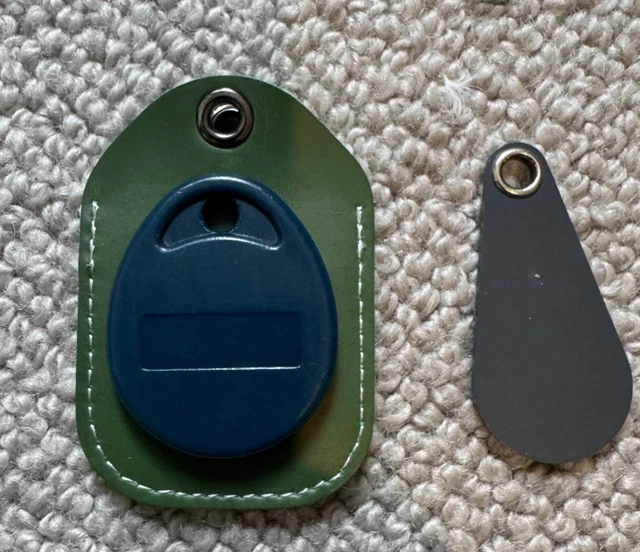 CAR ALARM FOB/TRACKER, access fob - Case / Pouch - Stylish Green ...