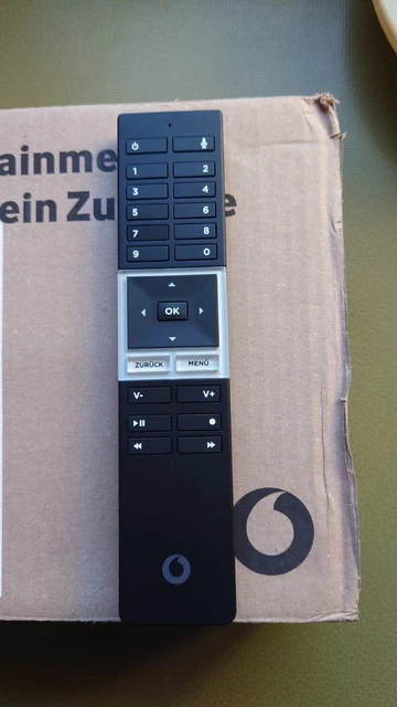 ORIGINAL FERNBEDIENUNG URC 730101 00R00 Für Vodafone Giga TV 4K-Box EUR ...