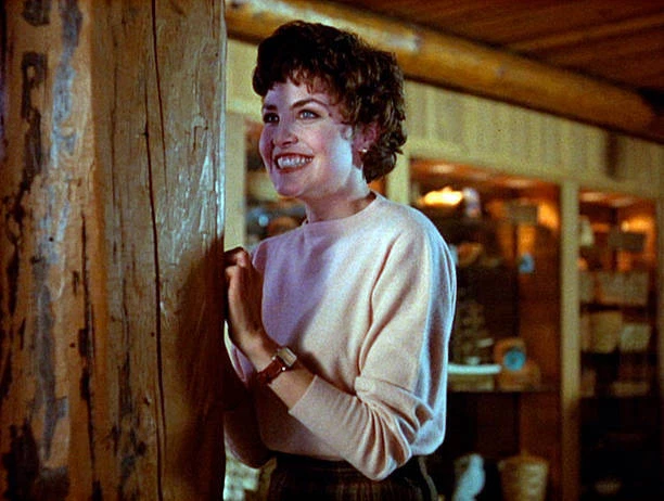 ACTRESS SHERILYN FENN as Audrey Horne in Twin Peaks 1990 TV Old Photo ...