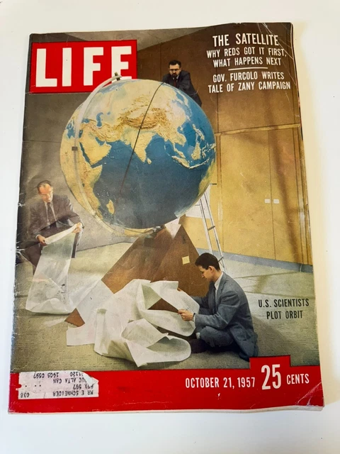 LIFE MAGAZINE OCTOBER 21, 1957 US Scientists Plot Orbit, Satellite and ...