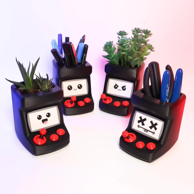 RETRO GAMING ARCADE Desk Buddy Desk Organiser, Pen Pot, Planter, Cute ...