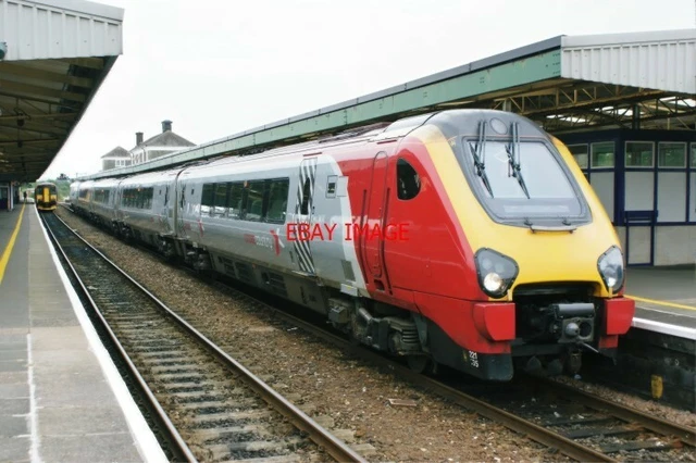 PHOTO CLASS 221 Super Voyager 5-Car Dmu No 221 140 (Ex-Vasco De Gamma ...