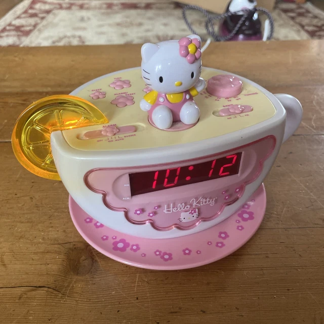 HELLO KITTY DIGITAL Alarm Clock with Money Box 2011 £14.99 - PicClick UK