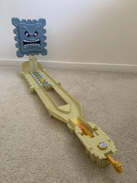MATTEL HOT WHEELS City Mario Kart Thwomp Ruins Track Set £14.99 ...
