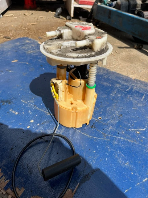 POMPE IMMERGÉE JAUGE Carburant Ref: 7700416988 Renault Clio 2 EUR 49,99 ...