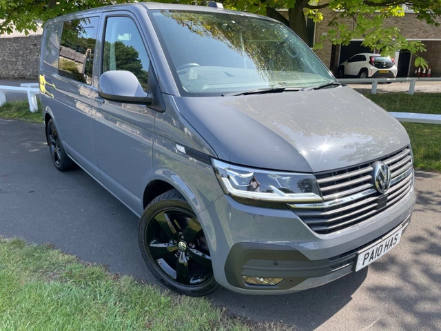 VW TRANSPORTER T6.1 Factory Kombi Factory LED headlights, swivel seats ...