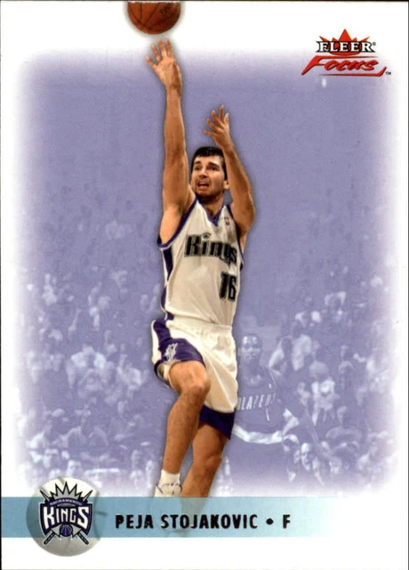2003-04 FLEER FOCUS Sacramento Kings Basketball Card #106 Peja ...