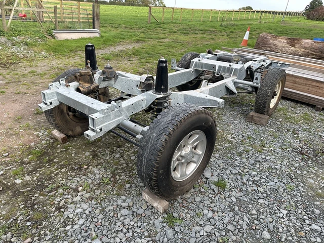 LAND ROVER DEFENDER 90 TD5 ROLLING Galvanised CHASSIS £3,500.00 ...