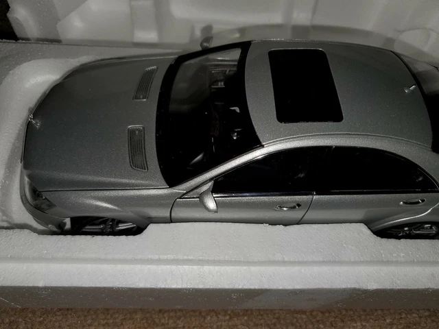 1/18 AUTOART MERCEDES Benz S63 AMG W221 Silver Rare Mercedes S63 AMG S ...