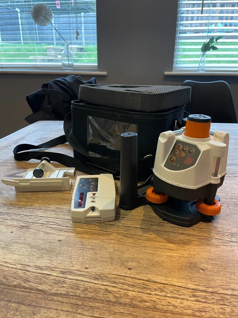 LASERLINER BEAM CONTROL Master Rotary level and tripod £100.00 ...