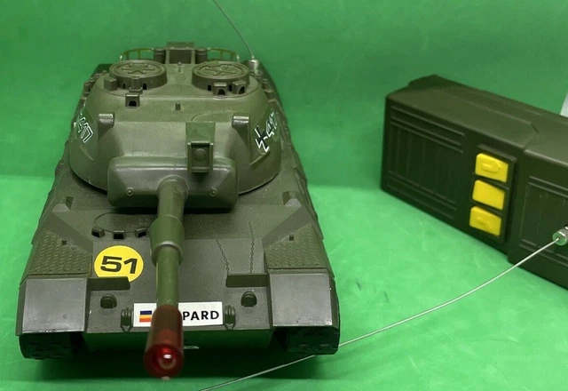 VINTAGE MULTI CHANNEL System Rc Leopard A2 Tank Boxed Untested £50.00 ...