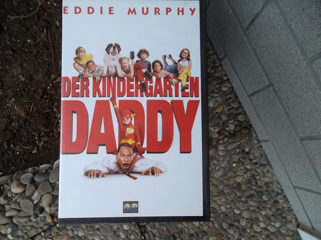 DER KINDERGARTEN DADDY, Eddie Murphy, Anjelica Huston, VHS gut EUR 3,50 ...