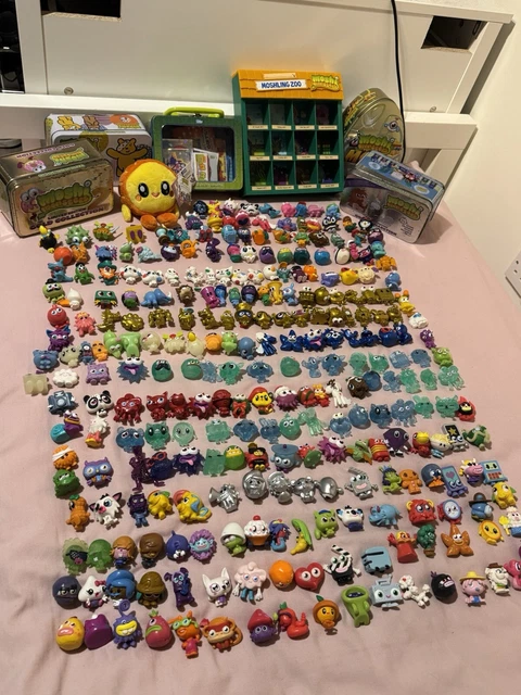 MOSHI MONSTER 273 figures Bundle ultra rares including Golden Furnando ...