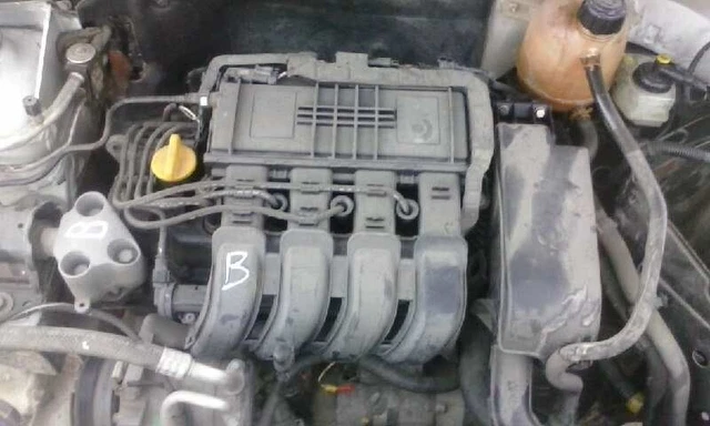 MOTEUR COMPLET / 370226 Pour Renault Clio Ii Fase Ii B/Cb0 Expression EUR 710,09 - PicClick FR