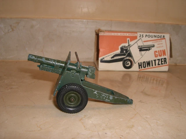 BRITAINS - REF: 9705 - 25-pound English howitzer howitzer - with ...