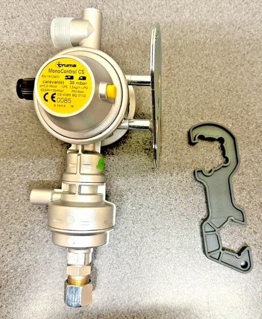 TRUMA MONOCONTROL CRASH Safe Gas Regulator with Elbow 10mm outlet ...