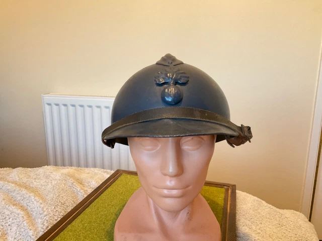 SOLDIER WW1 FRENCH Adrian Helmet M15 RARE original early horizon blue ...