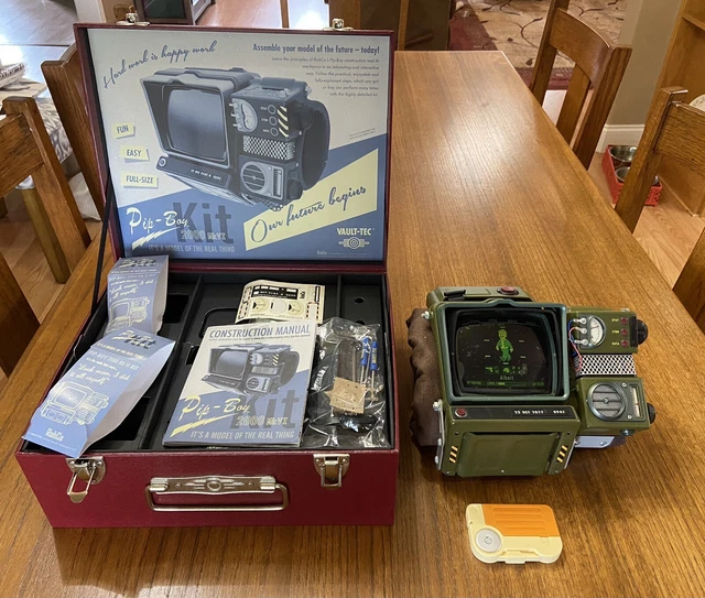FALLOUT PIP-BOY 2000 MK VI Construction Kit - WRC11618 *Built* Rare ...
