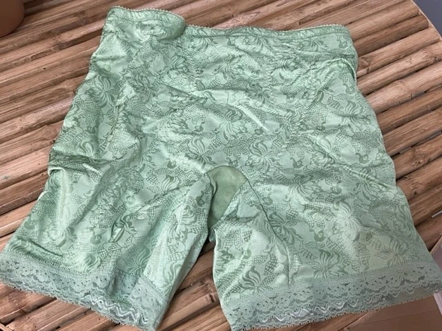 VINTAGE LONG LEG GIRDLE SHAPER by FLEXEES FULL FIGURE sz 6X £0.01 ...