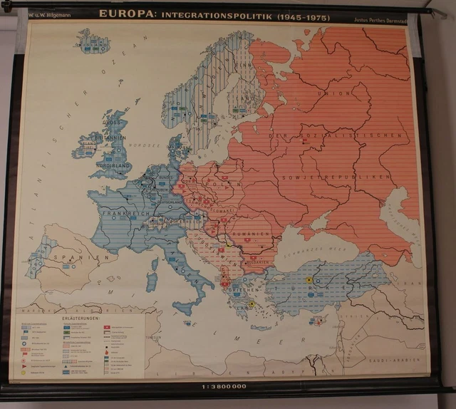 SCHOOL WALL MAP rolling map teaching board Europe integration policy ...